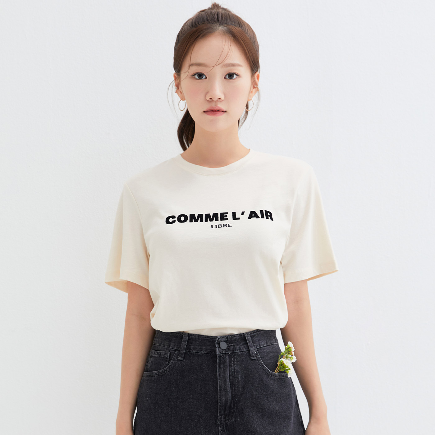 로엠 벨벳 레터 반팔 티셔츠 2colo RMHWD38RT1 - 에누리 가격비교