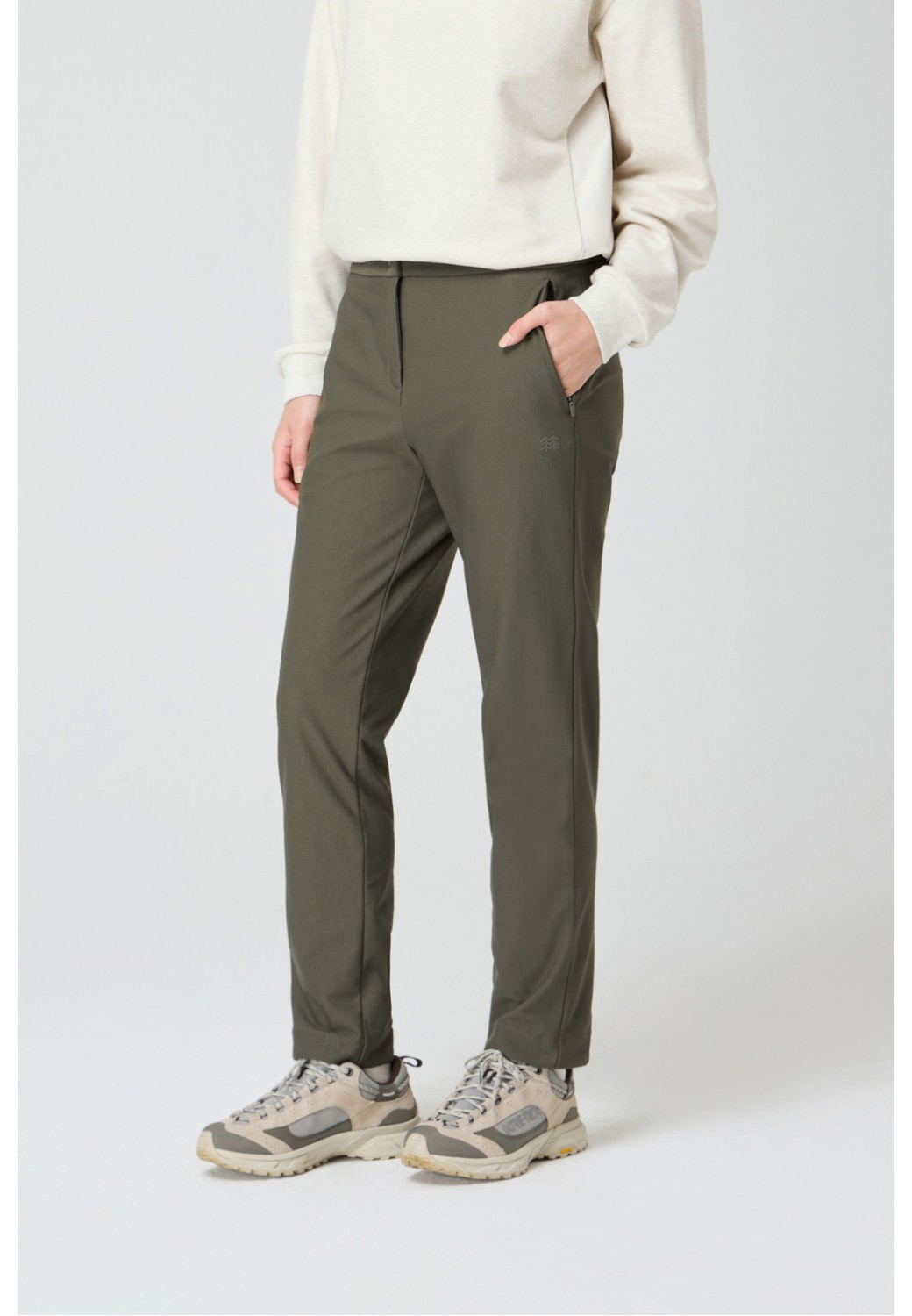 코오롱 코오롱스포츠 슬림핏 기모 스트레치 베이직 팬츠 TVPNW24502GKH - 에누리 가격비교